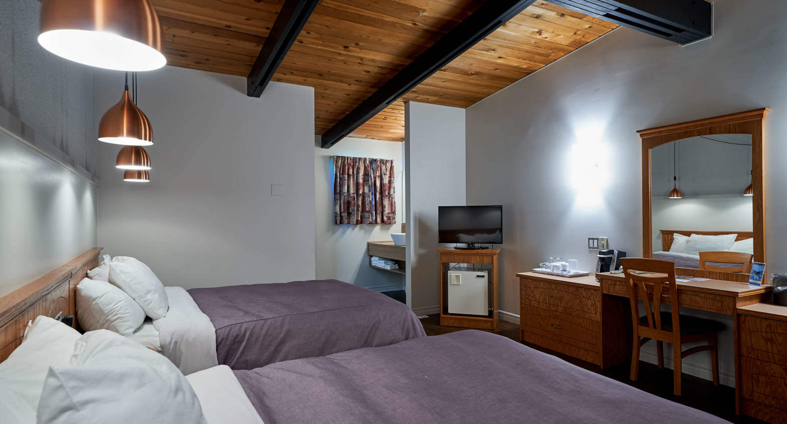 Pavillon de Gaspé - Hébergement Abordable - Auberge de la Pointe